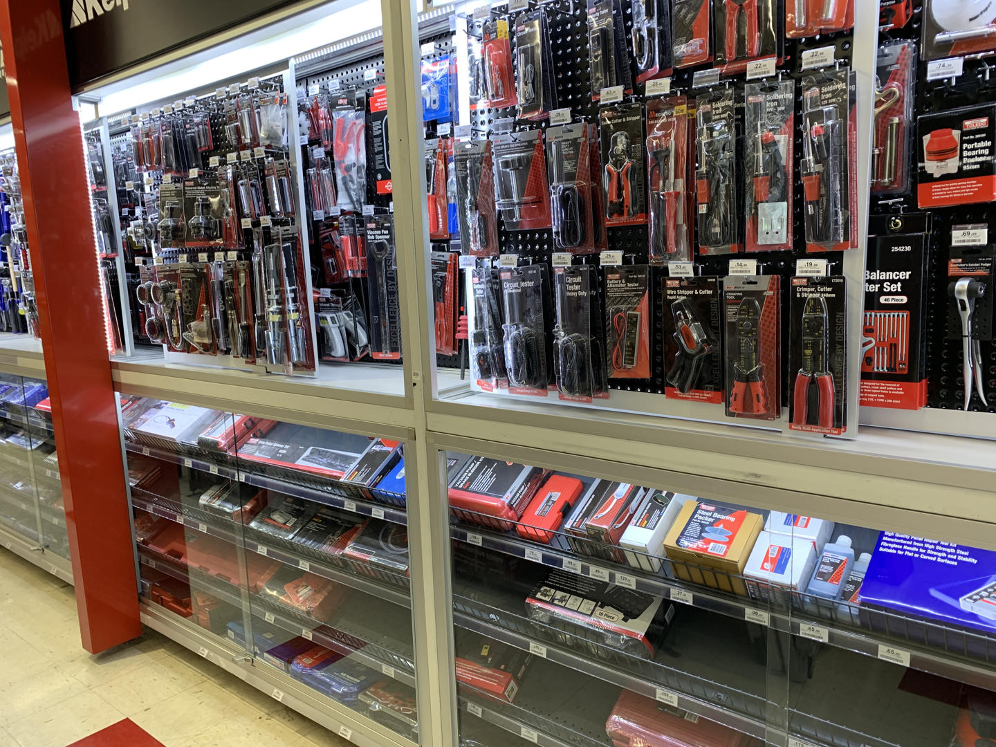 Display Solutions for Hardware Stores | Showfront Retailers - Showfront ...