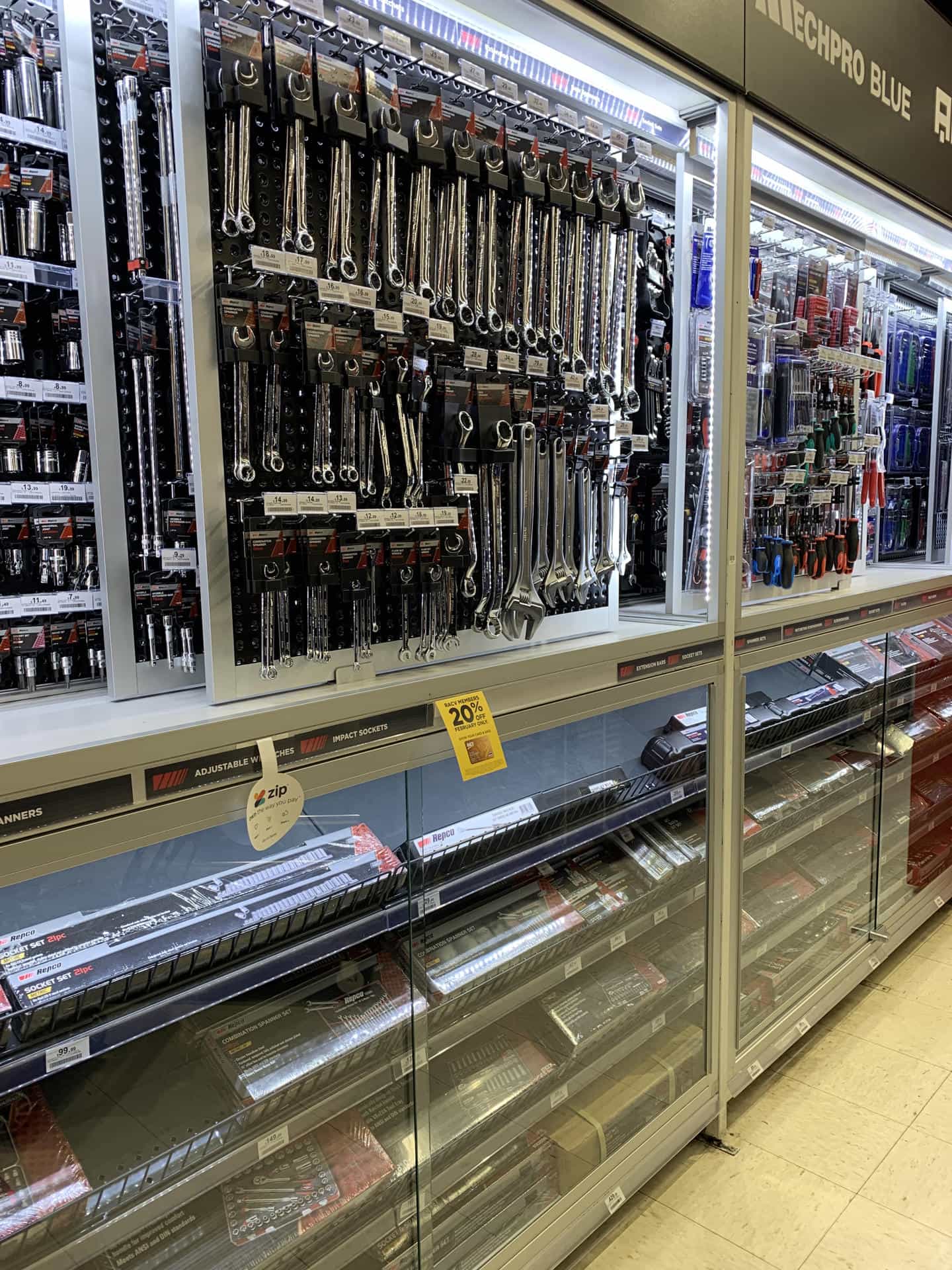 Display Solutions for Hardware Stores | Showfront Retailers - Showfront ...