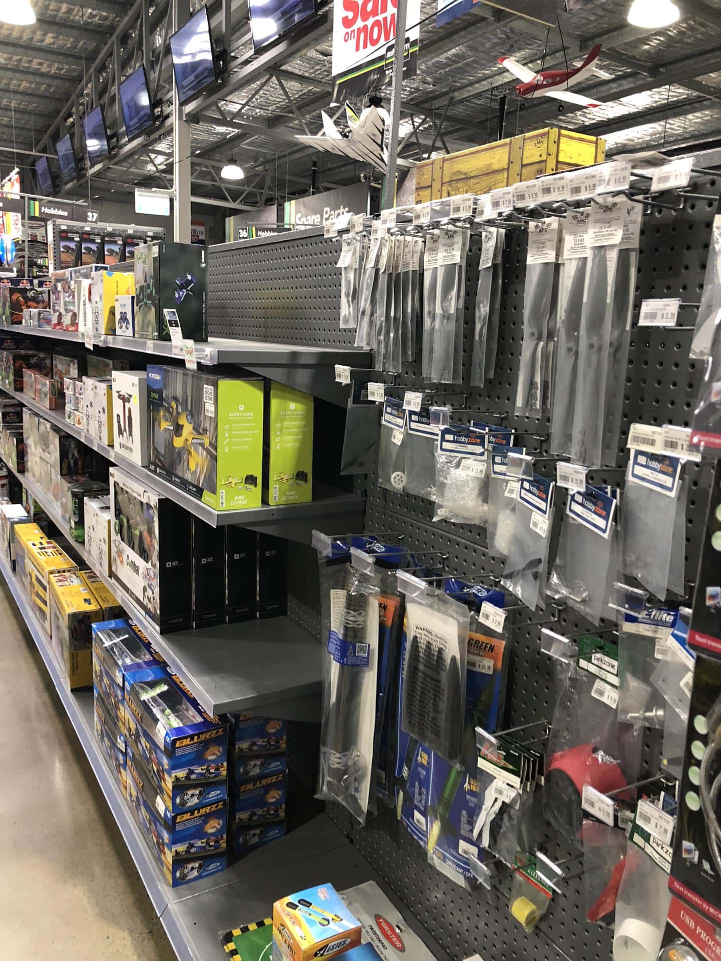 Display Solutions for Hardware Stores | Showfront Retailers - Showfront ...